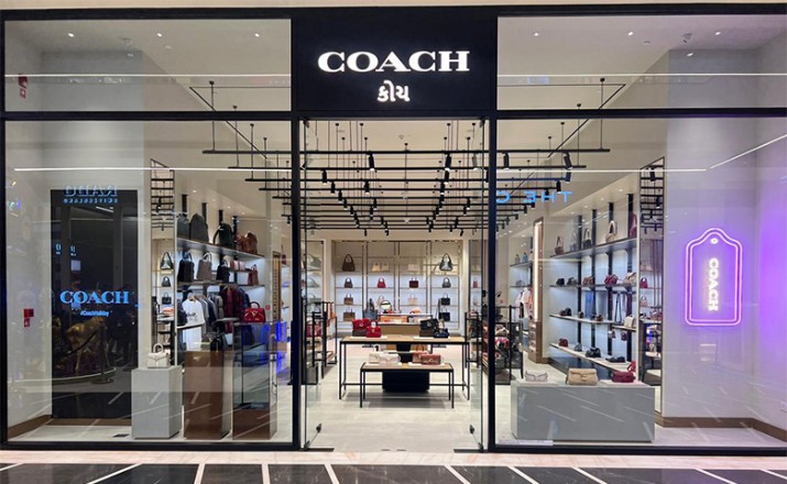 Coach arrives at Ahmedabad