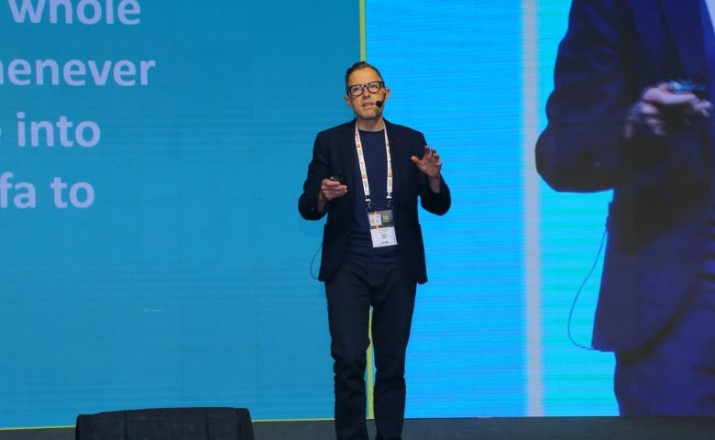 ‘Four out of ten retailers plan to introduce in-store networks'