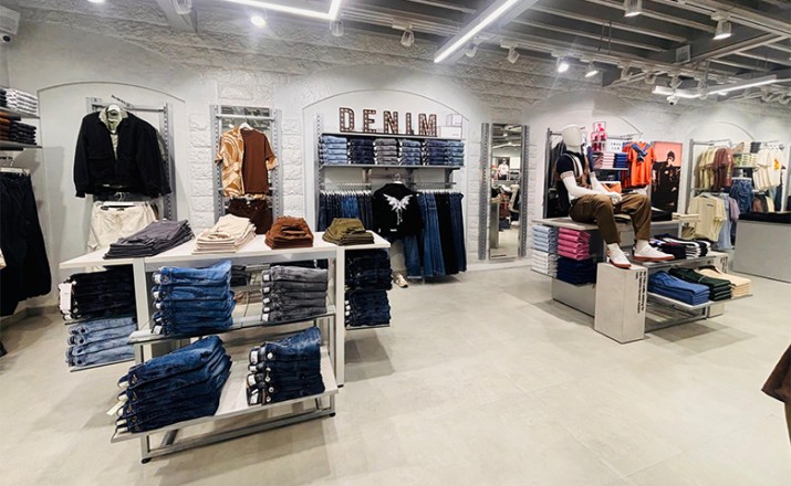 Snitch unveils its first-ever experiential store in Colaba